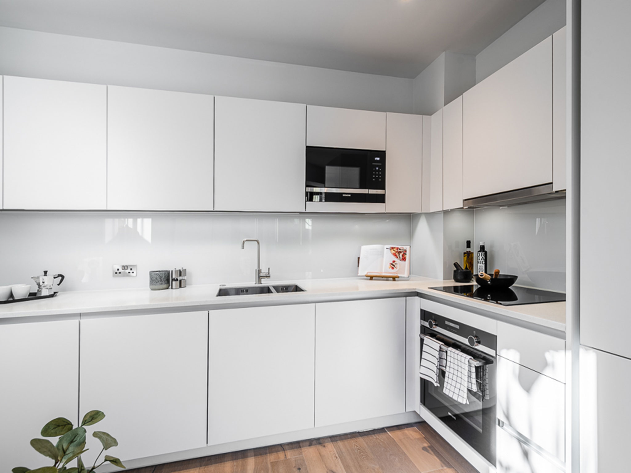 Hackney Gardens - Stone